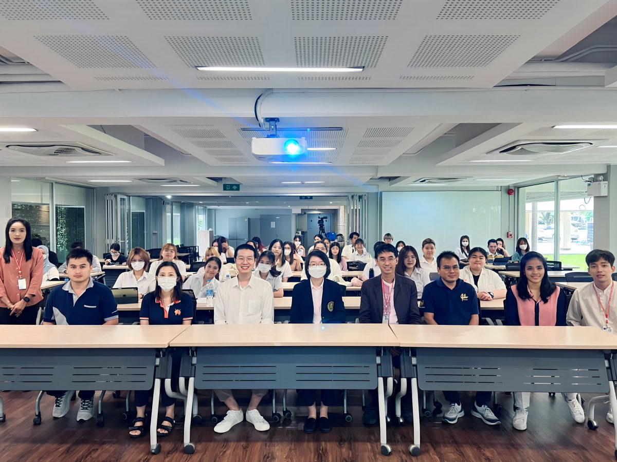 The Research Department, Faculty of Science, organized a lecture on guidelines for research and ...