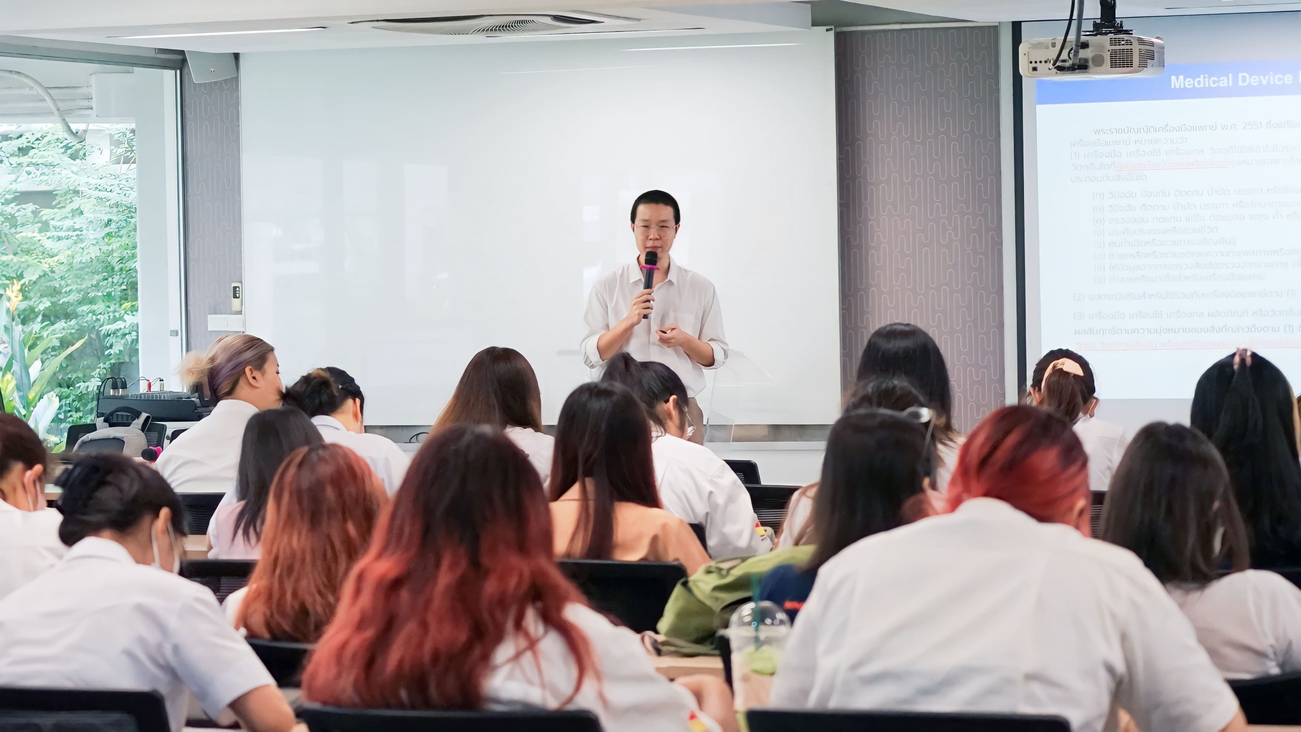 The Research Department, Faculty of Science, organized a lecture on guidelines for research and ...